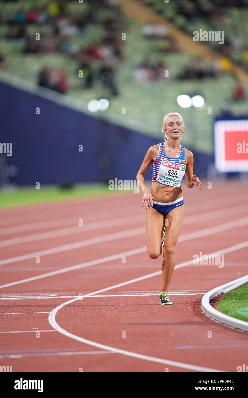 Samantha Harrison participating in the 10.000 meters at the 2022 ...