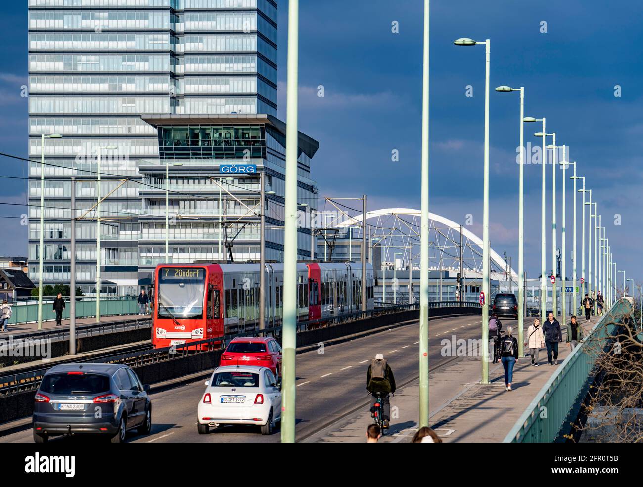 Kennedyufer in Cologne Deutz, on the Rhine, Lanxess Tower ...