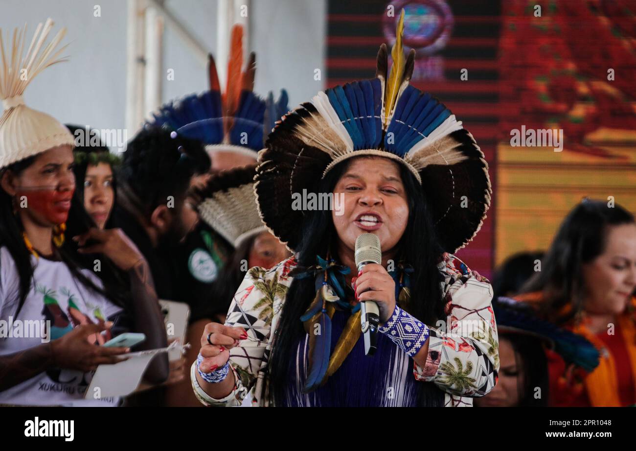 Indigenous minister hi-res stock photography and images - Alamy