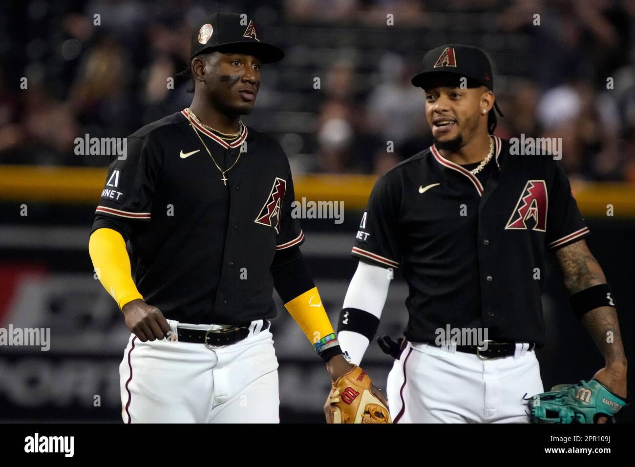 Arizona Diamondbacks shortstop Geraldo Perdomo (2) and Arizona ...