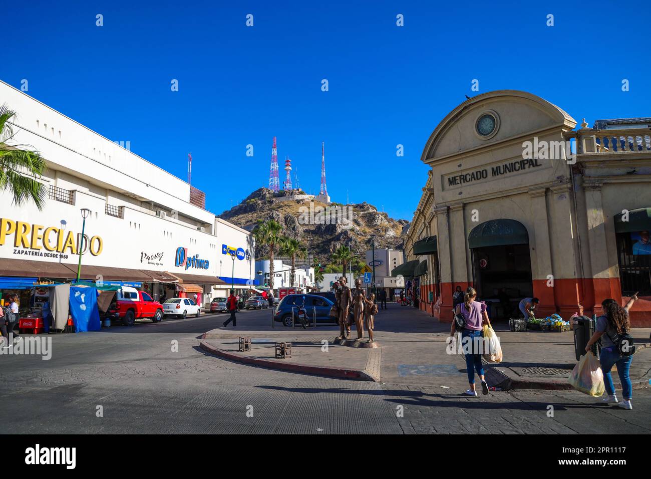 Cerro de la Campana y Municipal Market in the Center of Hermosillo ...