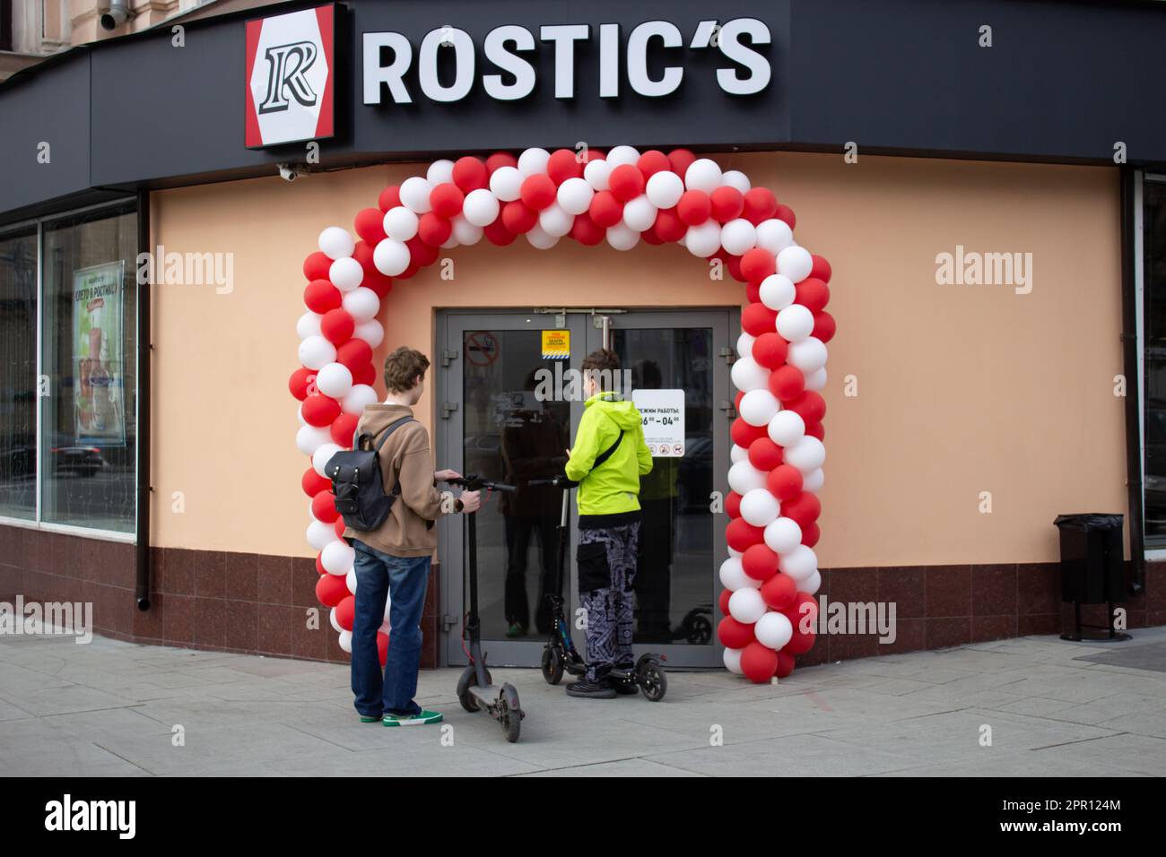 Moscow, Russia. 25th Apr, 2023. People enter a new Rostic's restaurant ...