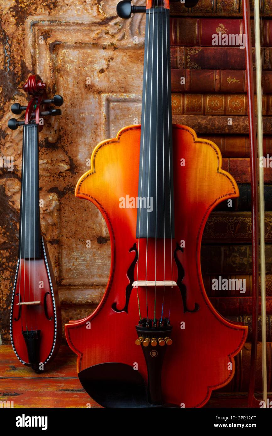 Beautiful violins hi-res stock photography and images - Alamy