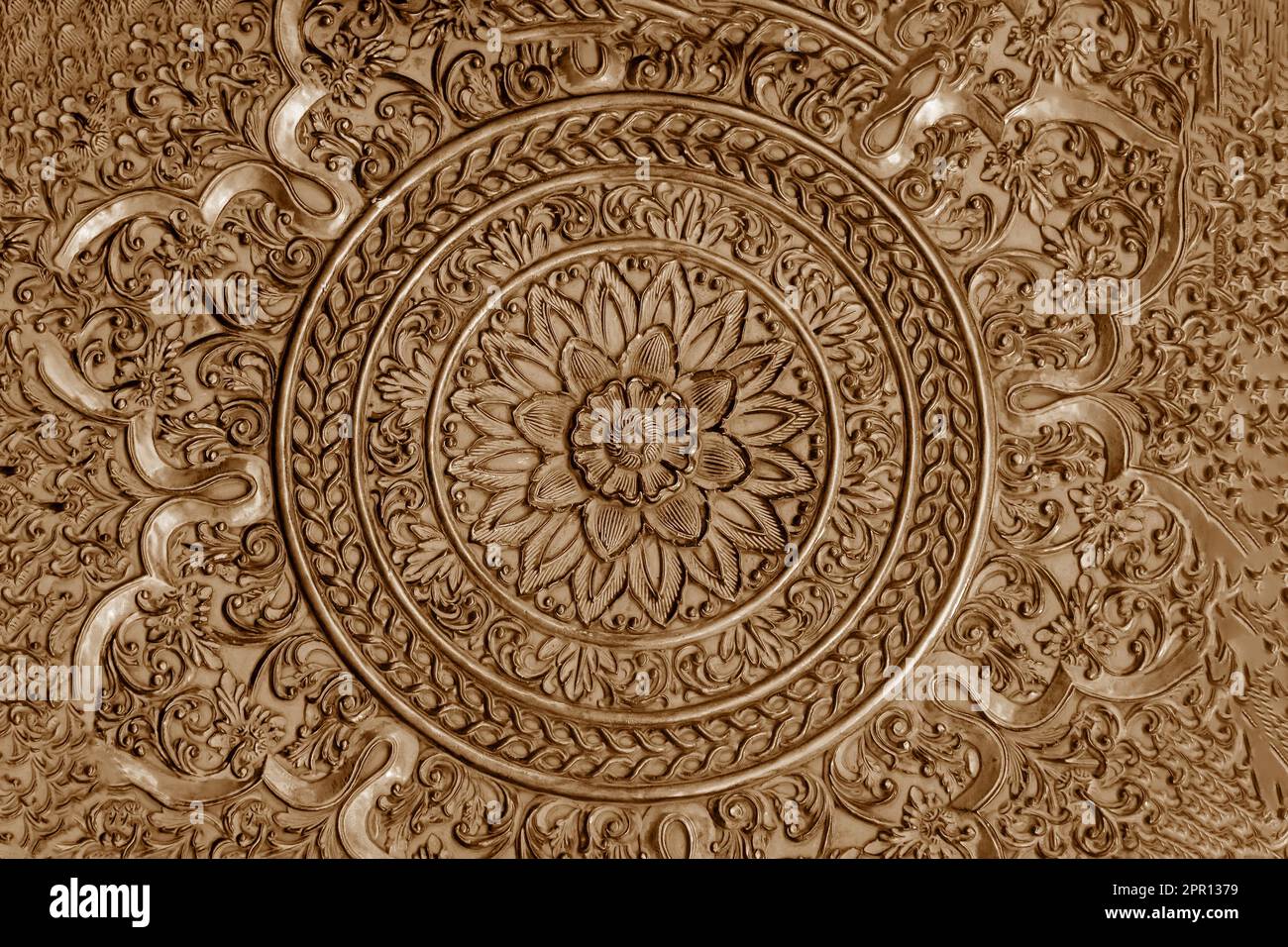 Decorative gold pattern hi-res stock photography and images - Alamy