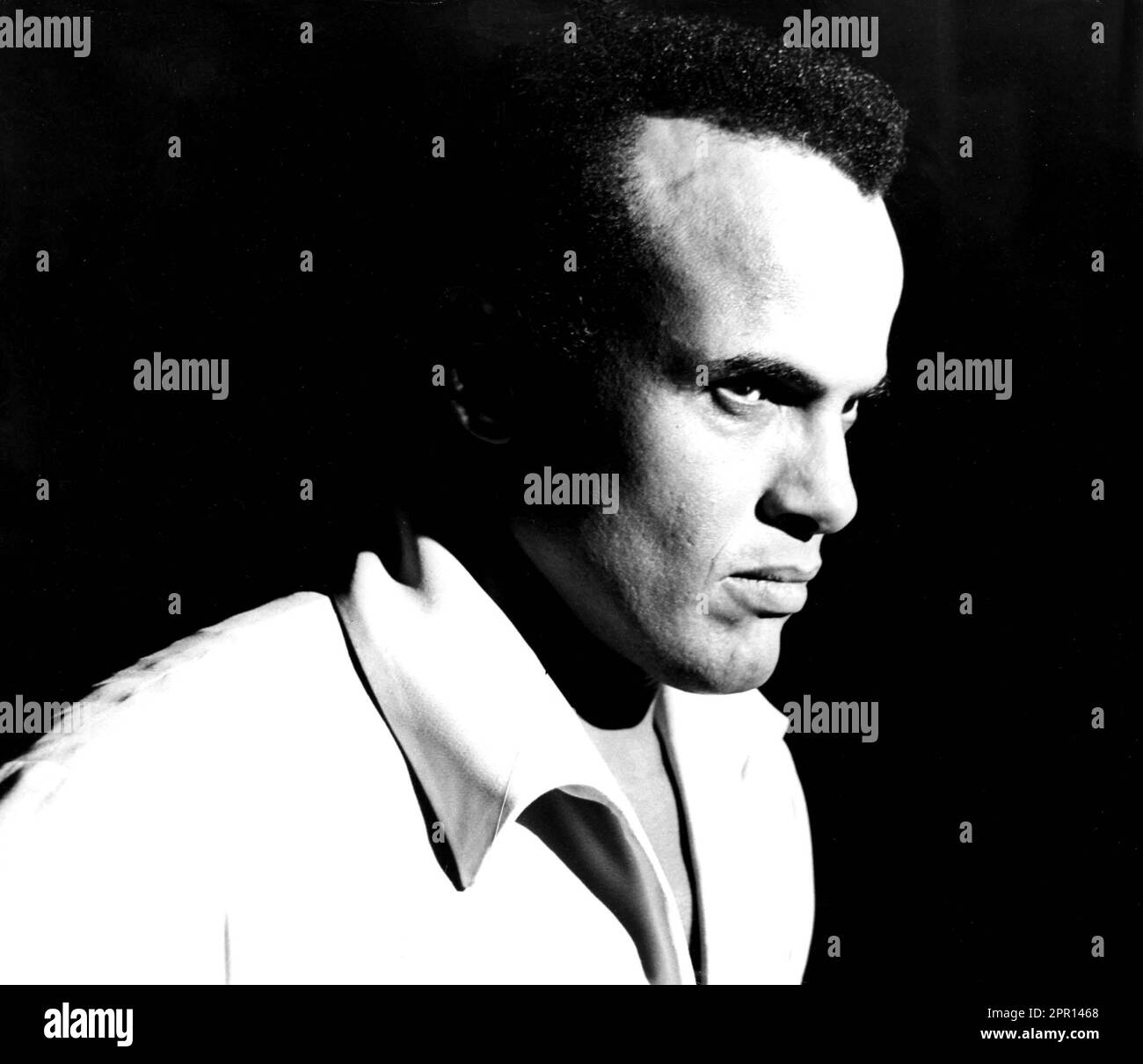 Circa 1960, Hollywood, California, USA: Actor HARRY BELAFONTE. (Credit ...