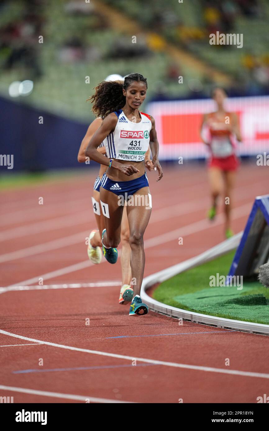 Mekdes Woldu participating in the 10.000 meters at the 2022 European ...