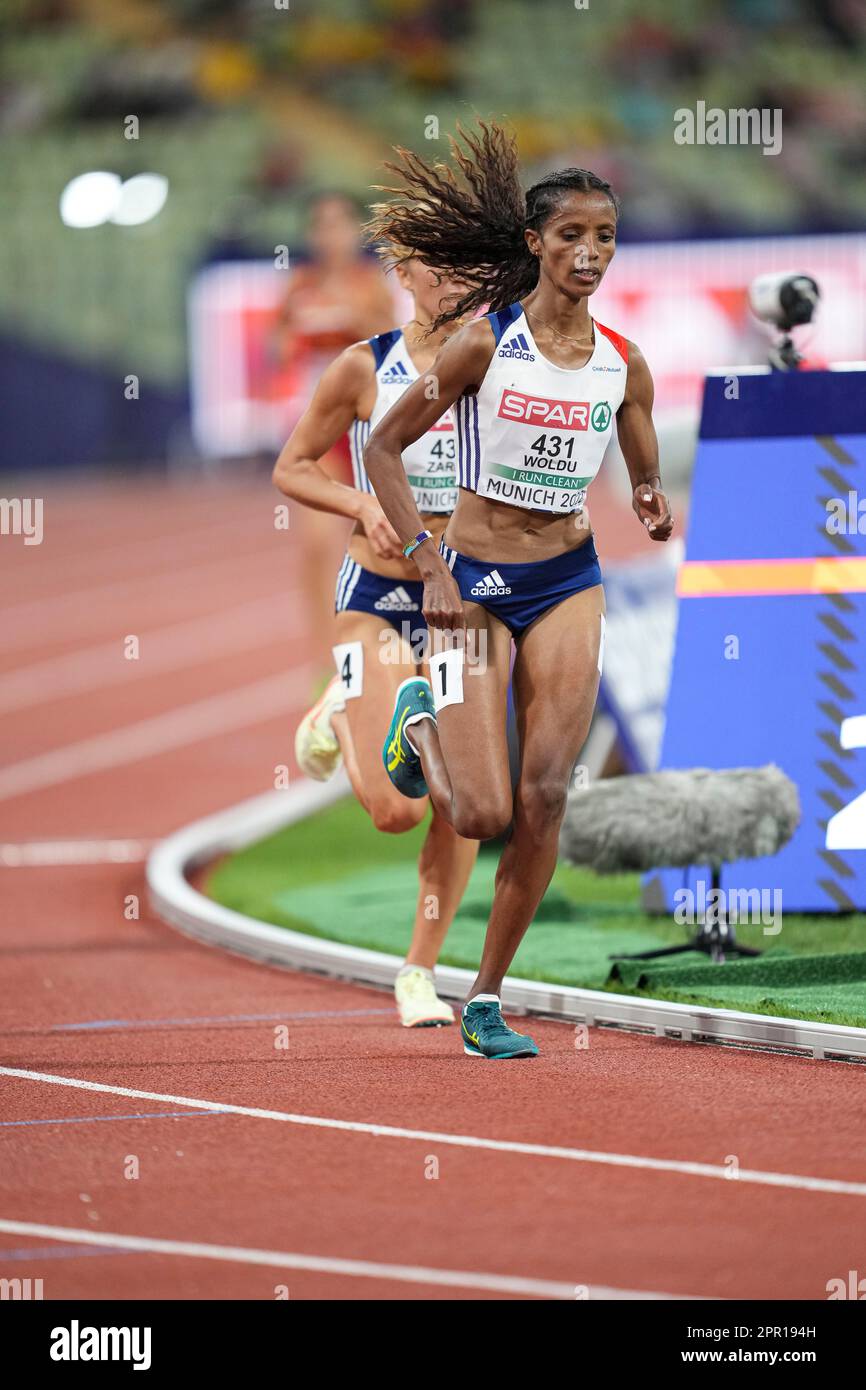 Mekdes Woldu participating in the 10.000 meters at the 2022 European ...