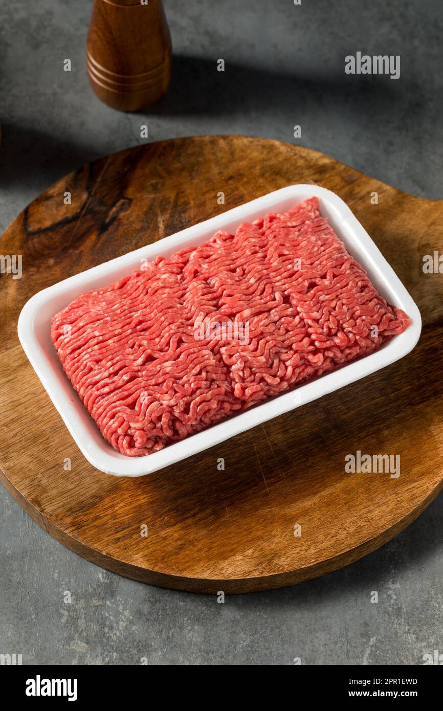 Uncooked ground beef hi-res stock photography and images - Alamy
