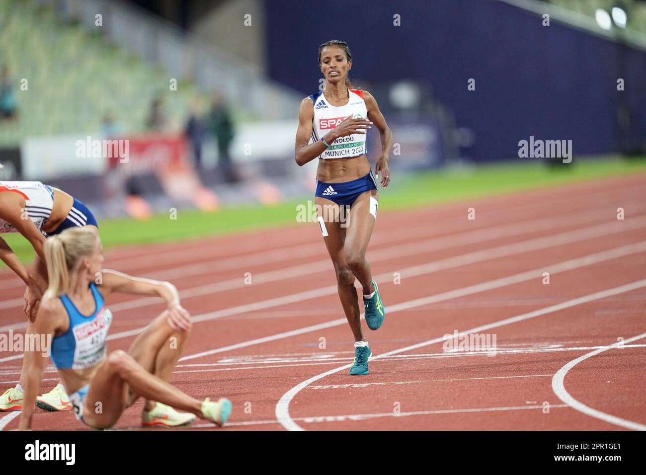 Mekdes Woldu participating in the 10.000 meters at the 2022 European ...