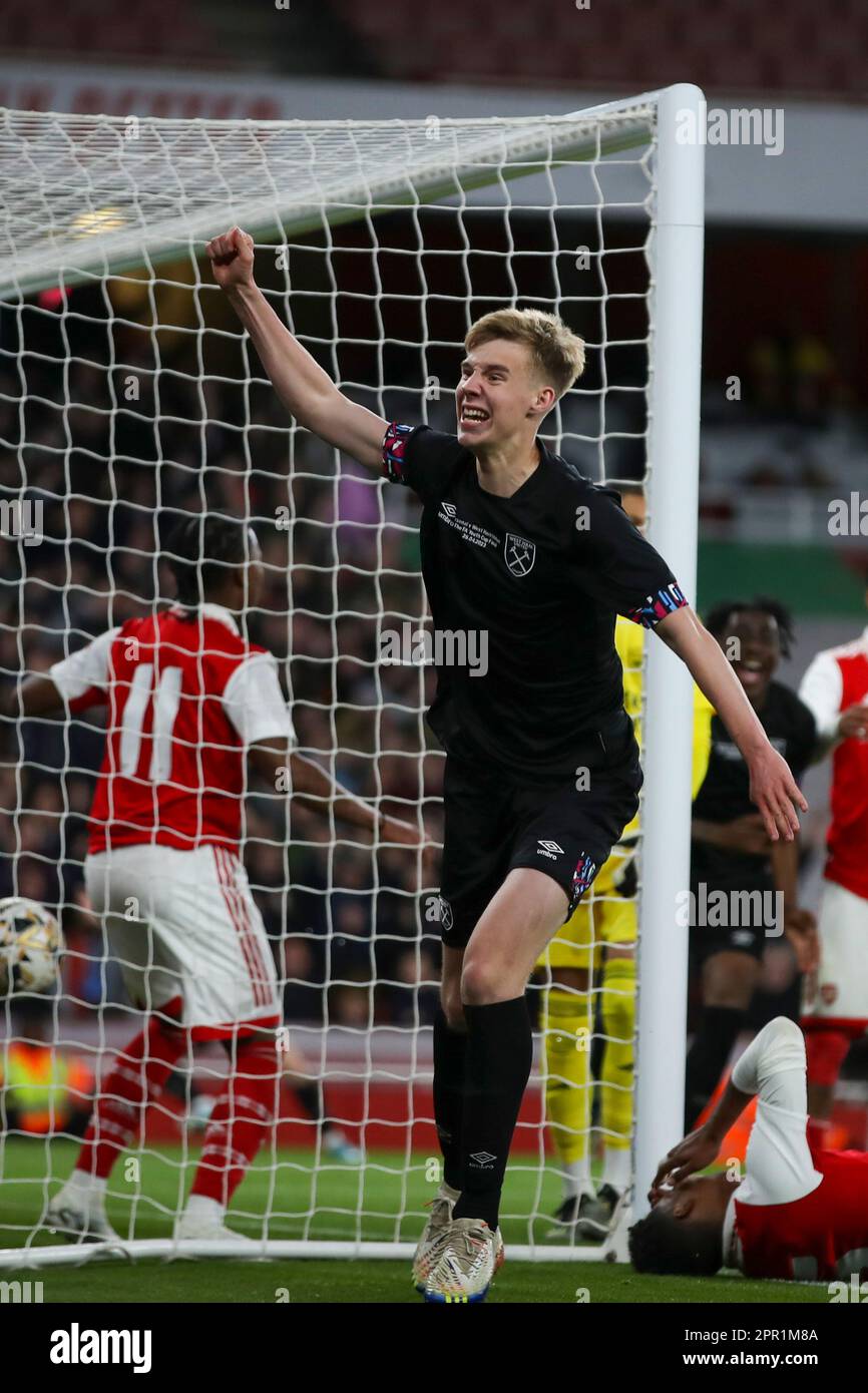 Tom casey hi-res stock photography and images - Alamy