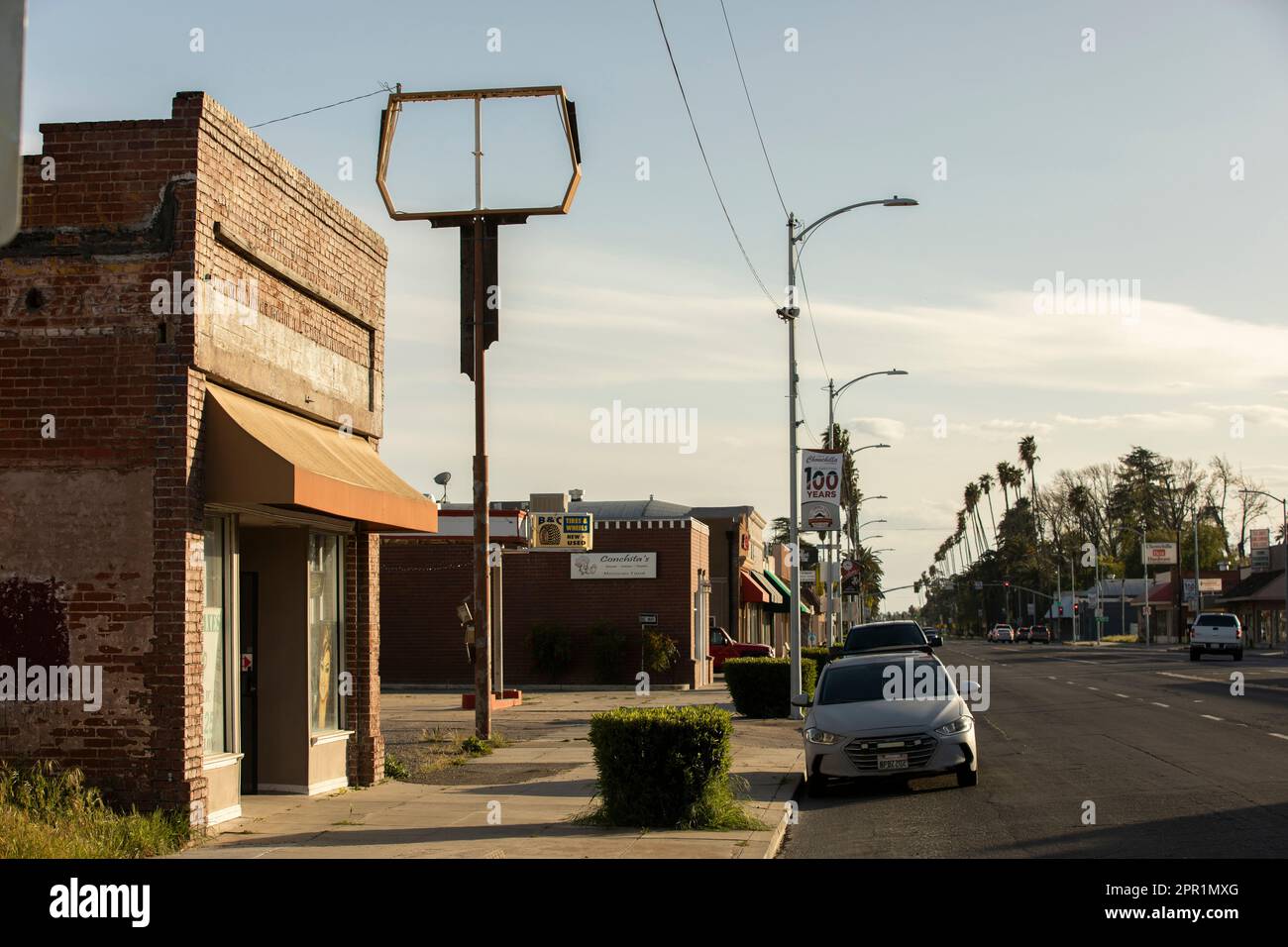 Chowchilla, California, USA - April 18, 2023: Late afternoon sunlight ...