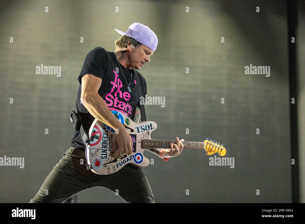 Tom delonge coachella hi-res stock photography and images - Alamy