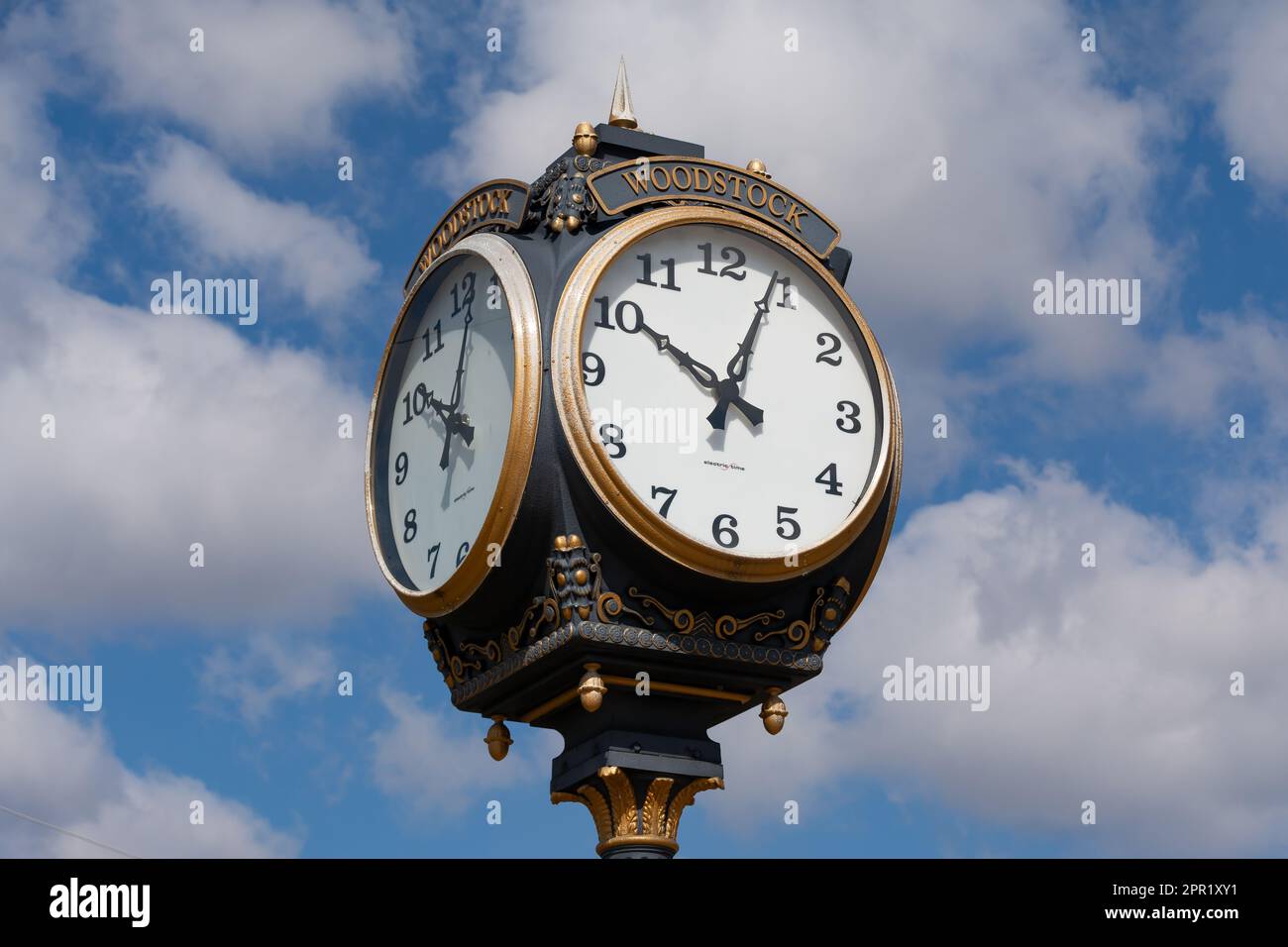 Groundhog day clock hi-res stock photography and images - Alamy