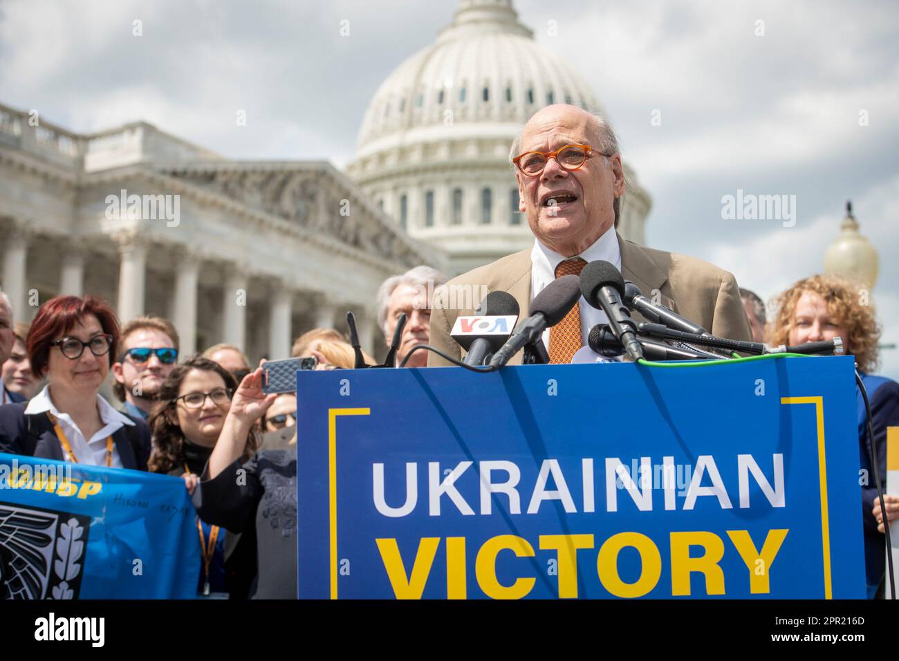 United States Representative Steve Cohen (Democrat of Tennessee) offers ...