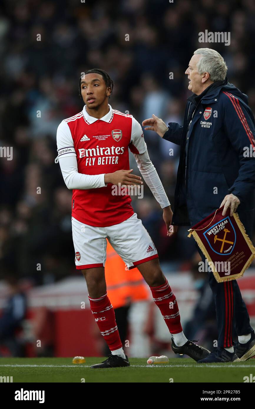 Fa cup final 2023 hi-res stock photography and images - Alamy