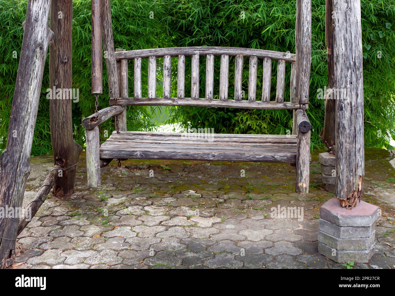 Antique wooden park bench hi-res stock photography and images - Alamy