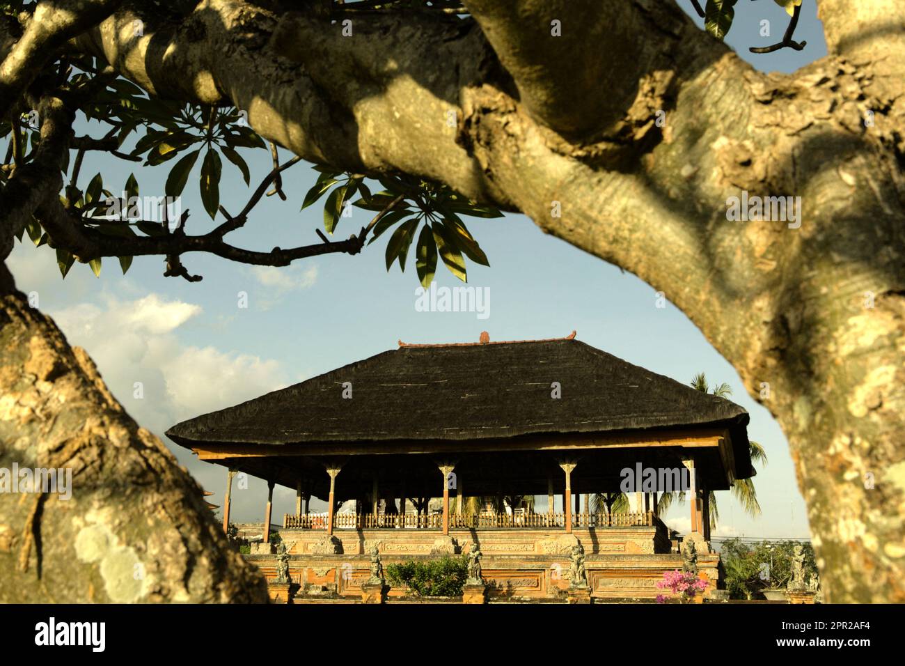 Kertha Gosa Pavilion, an old assembly hall where traditional rulers ...