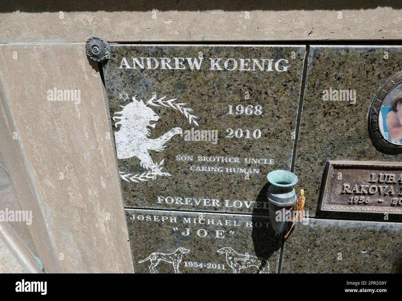 Los Angeles, California, USA 22nd April 2023 Actor Andrew Koenig Grave at Hollywood Forever ...