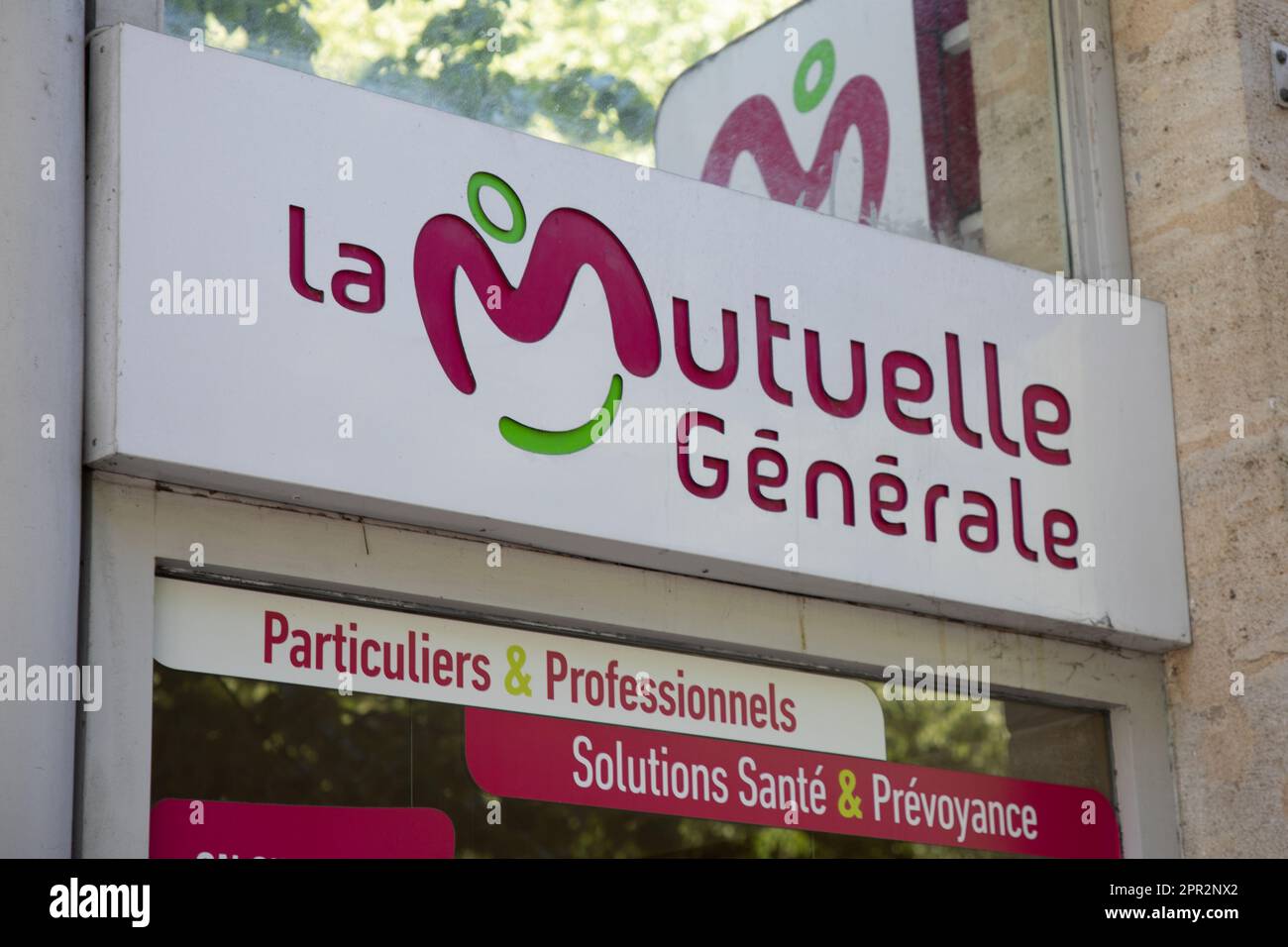 Bordeaux , Aquitaine France - 04 17 2023 : la mutuelle generale logo ...
