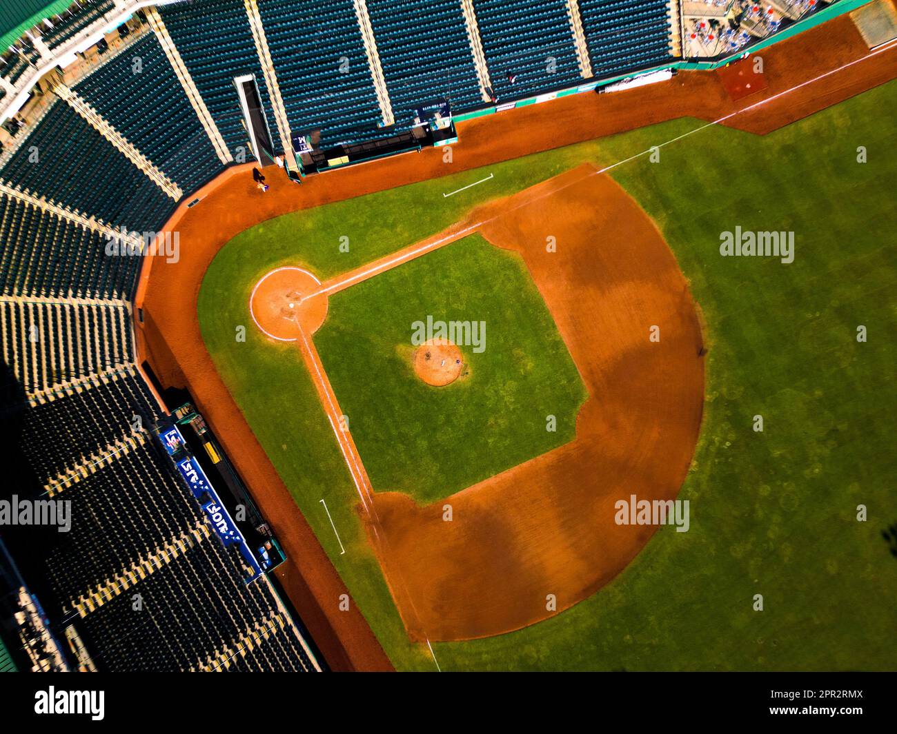 Aerial empty baseball stadium hi-res stock photography and images - Alamy