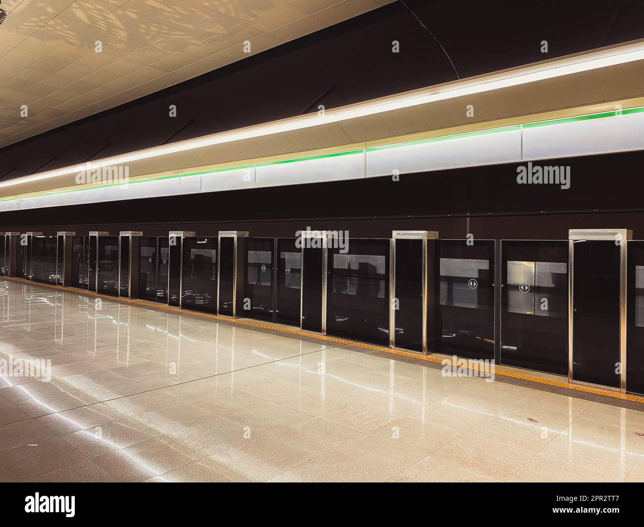 New modern safety screen with sliding doors for the safety of the metro ...