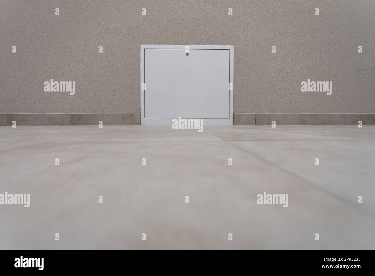 Inspection doors for various types of control and heating installations ...