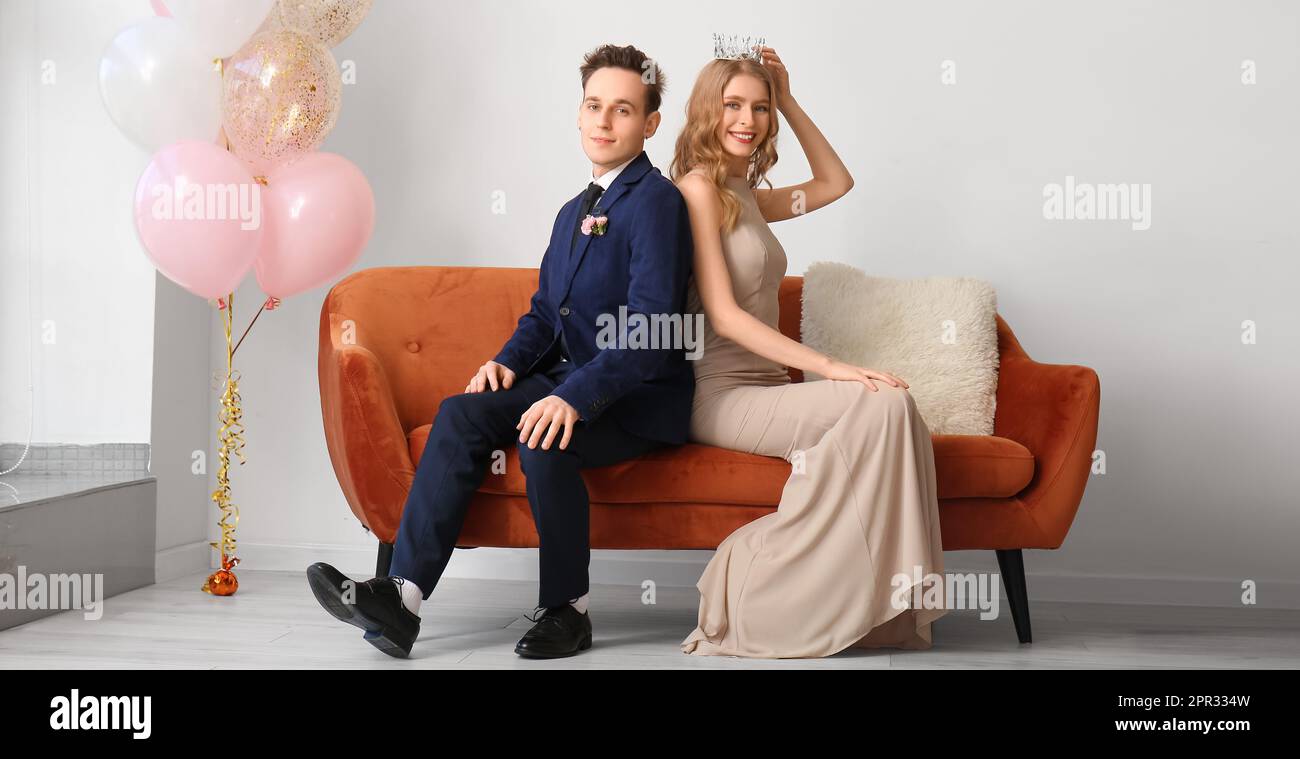 Prom queen and friends hi-res stock photography and images - Alamy