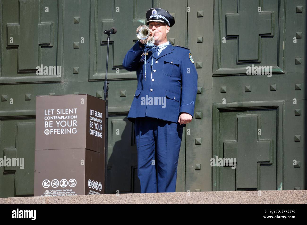 Sydney, Australia. 25th Apr, 2023. NSW Police Band Bugler Adam Malone ...