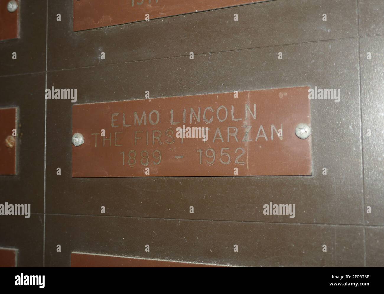 Los Angeles, California, USA 22nd April 2023 Actor Elmo Lincoln Grave ...