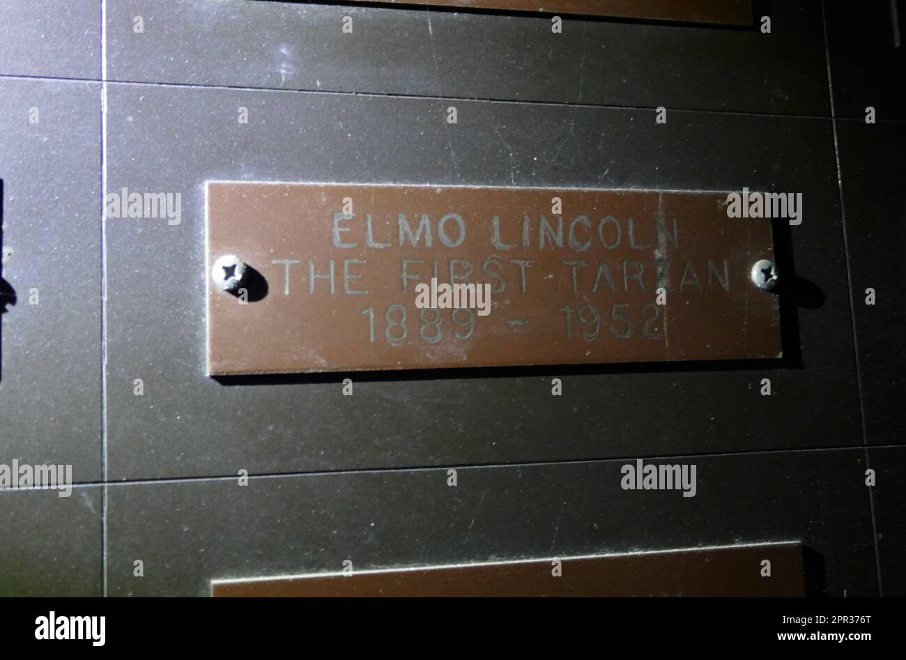 Los Angeles, California, USA 22nd April 2023 Actor Elmo Lincoln Grave ...