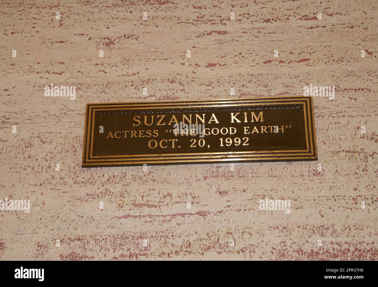 Los Angeles, California, USA 22nd April 2023 Actress Suzanna Kim Grave in Abbey of the Psalms at ...