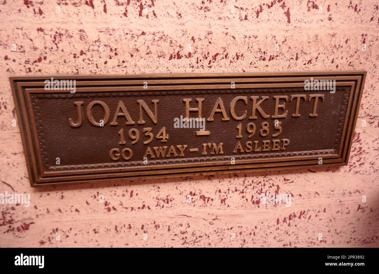 Los Angeles, California, USA 22nd April 2023 Actress Joan Hackett Grave ...