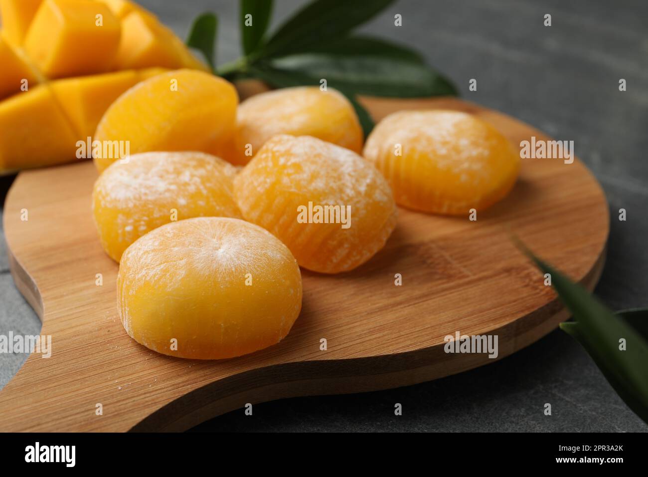 Mango mochi hi-res stock photography and images - Alamy