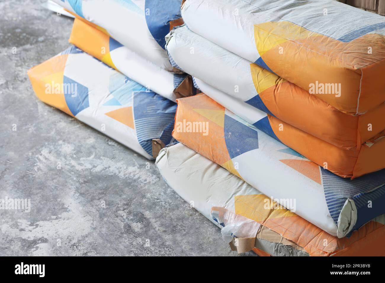 Pile mortar cement mixture hi-res stock photography and images - Alamy
