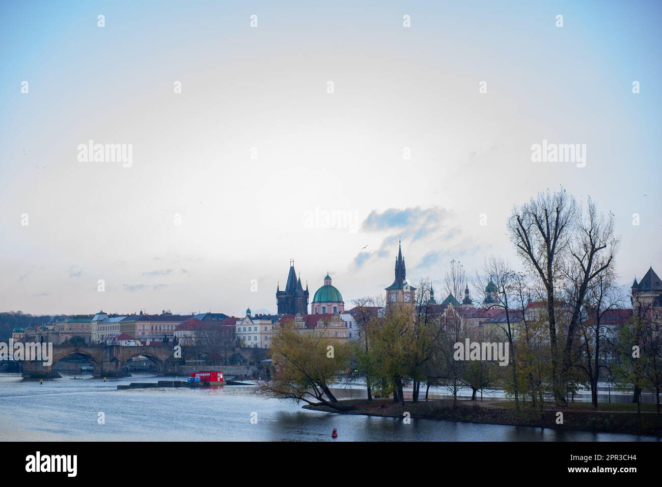 Riverscape photography hi-res stock photography and images - Alamy