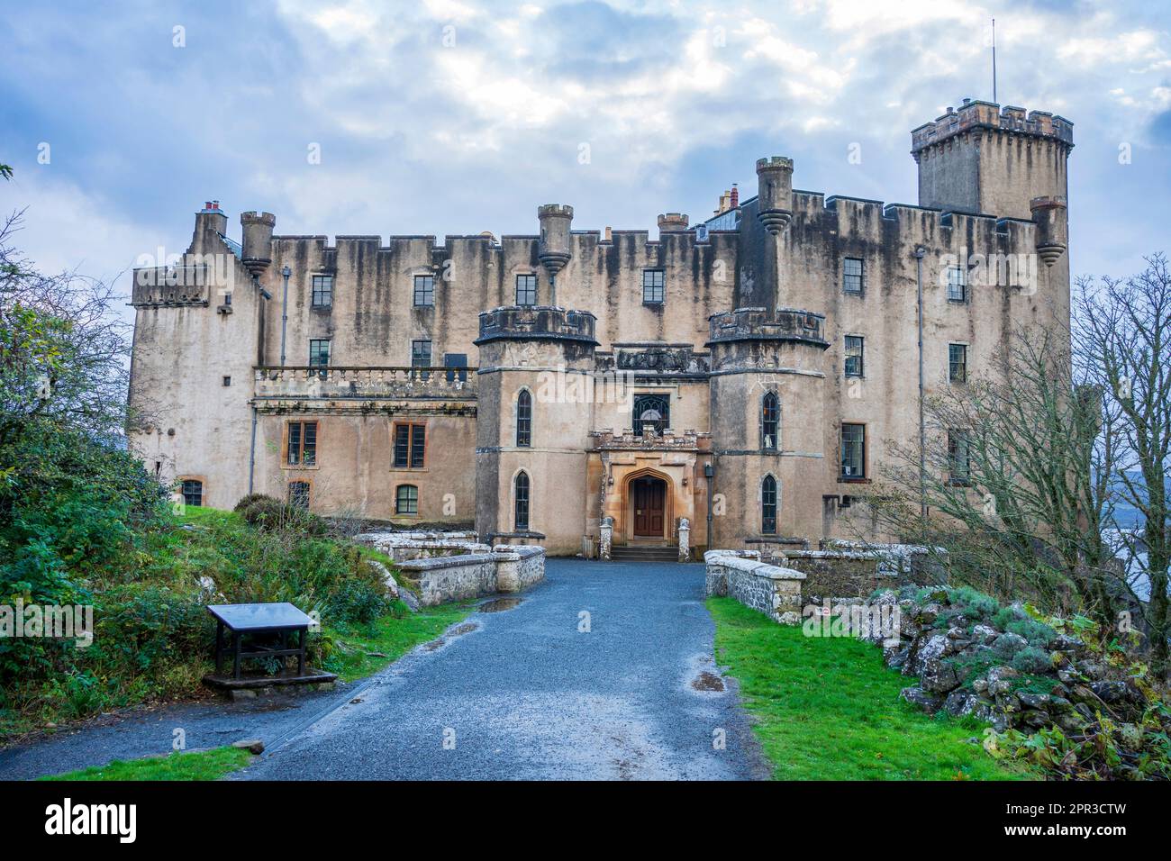 Dunvegan Castle and Gardens, Isle of Skye, Scotland Stock Photo - Alamy