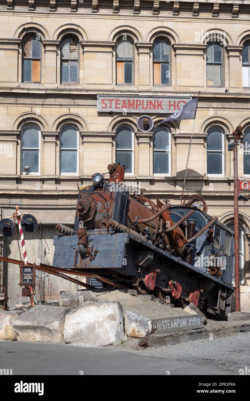 Steampunk locomotive outside "Steampunk Headquarters" museum, Oamaru ...