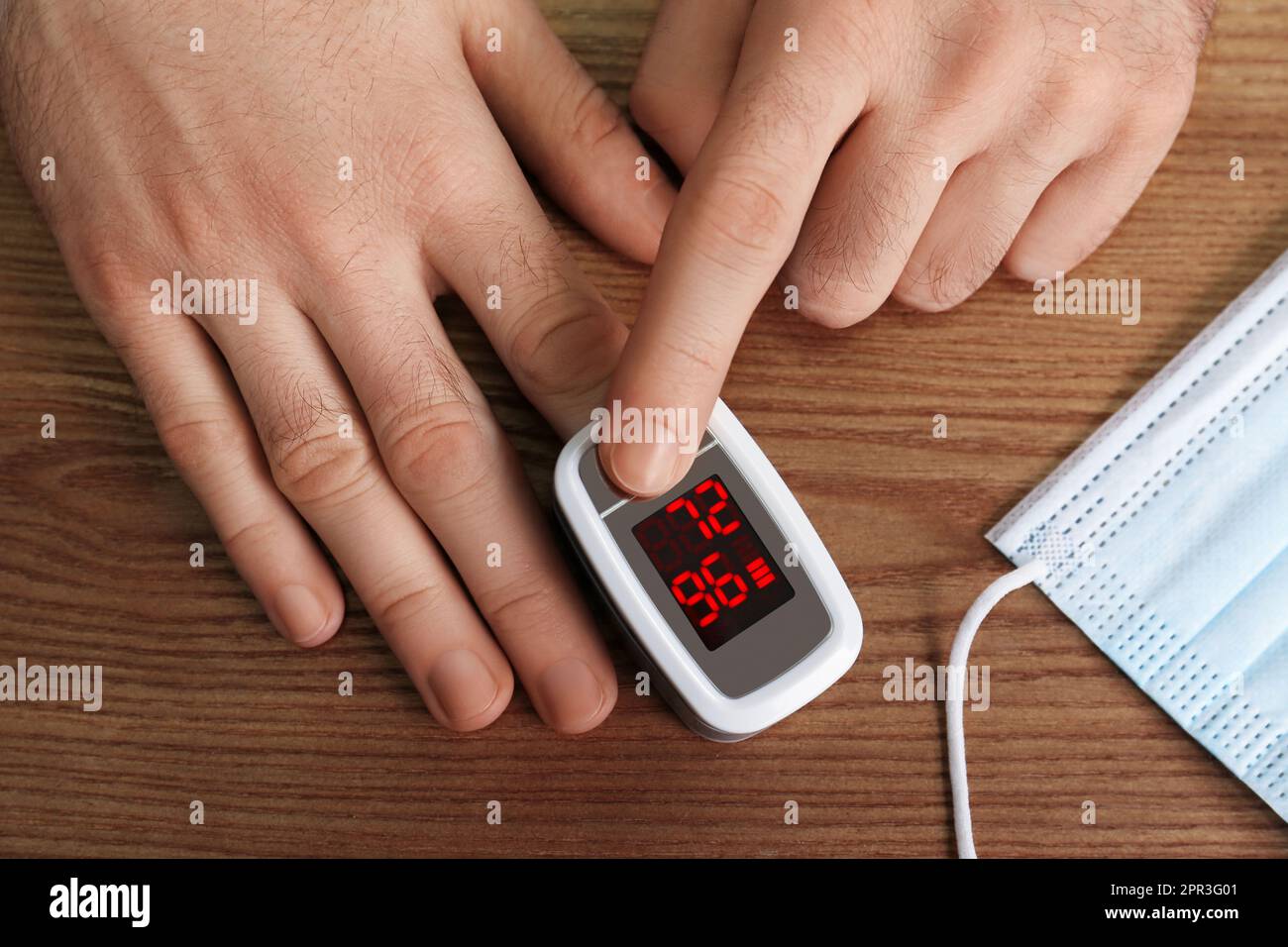 Pulse oximeter mask hi-res stock photography and images - Alamy