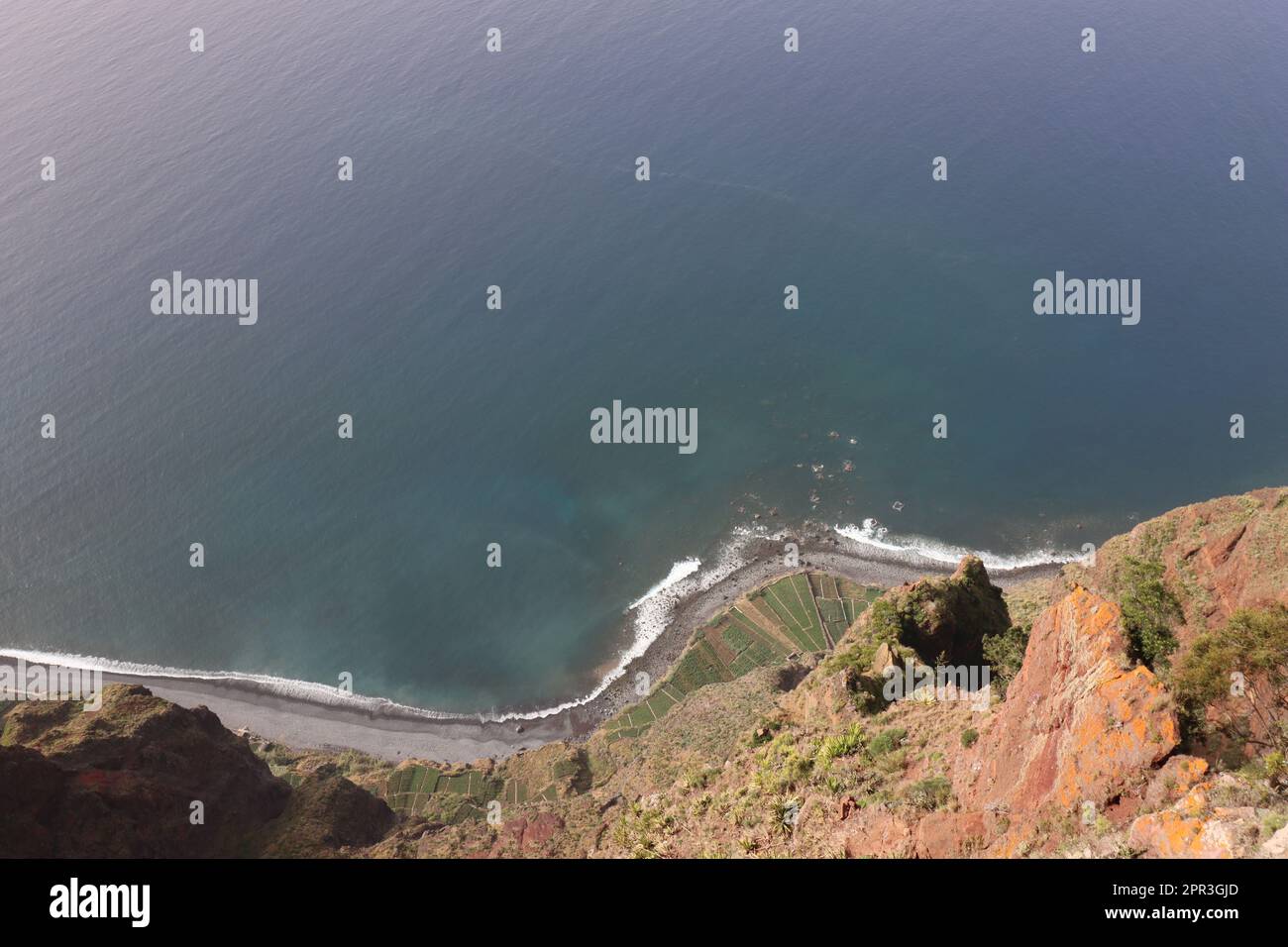 Madeira green cliffs blue hi-res stock photography and images - Alamy