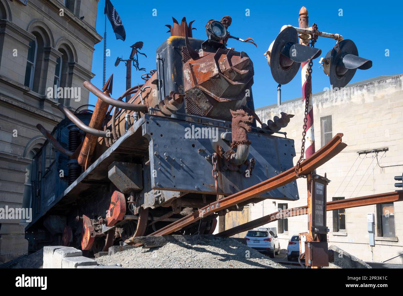 Steampunk locomotive outside "Steampunk Headquarters" museum, Oamaru ...