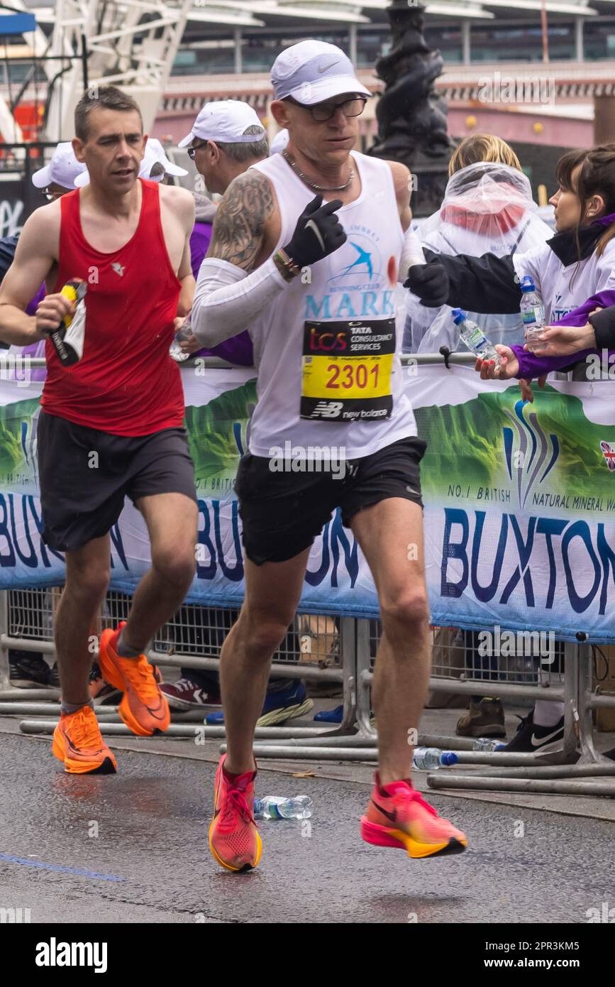 Marathon encouragement sign hi-res stock photography and images - Alamy