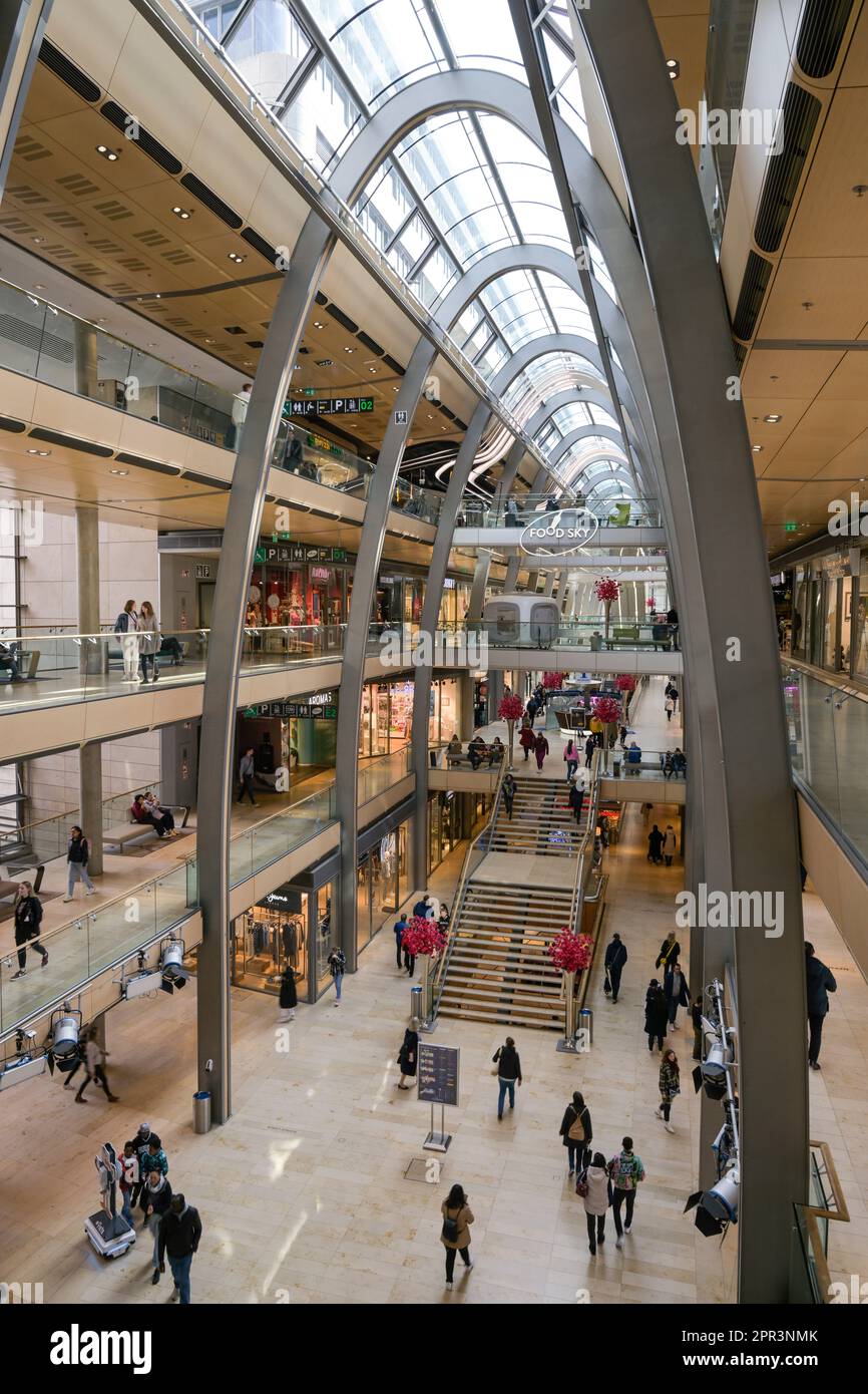 Europa Passage, Ballindamm, Hamburg, Deutschland Stock Photo - Alamy