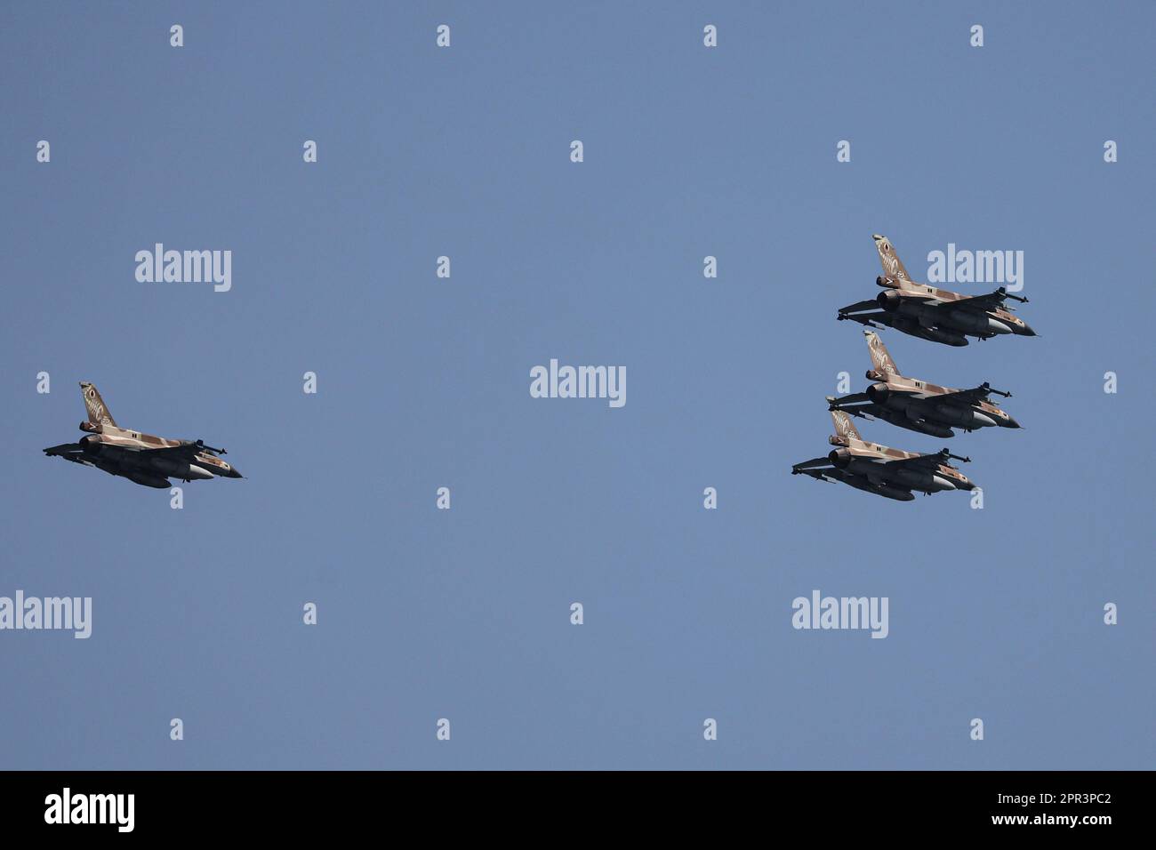 Tel Aviv, Israel. 26th Apr, 2023. Israeli fighter jets perform an air ...