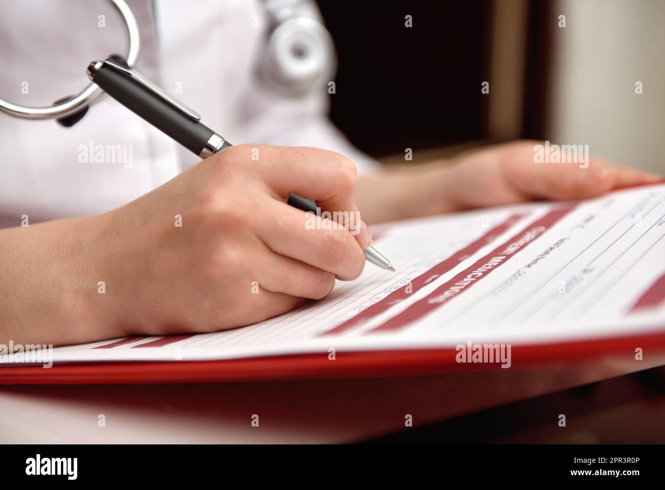 Medical record form history patient hi-res stock photography and images ...