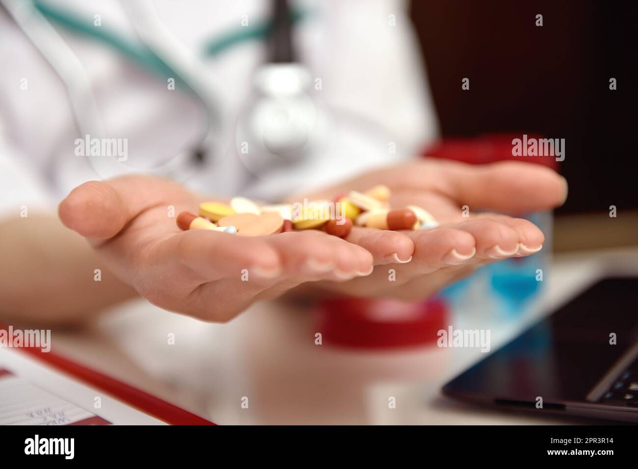 Female doctor hold hand woman hi-res stock photography and images - Alamy