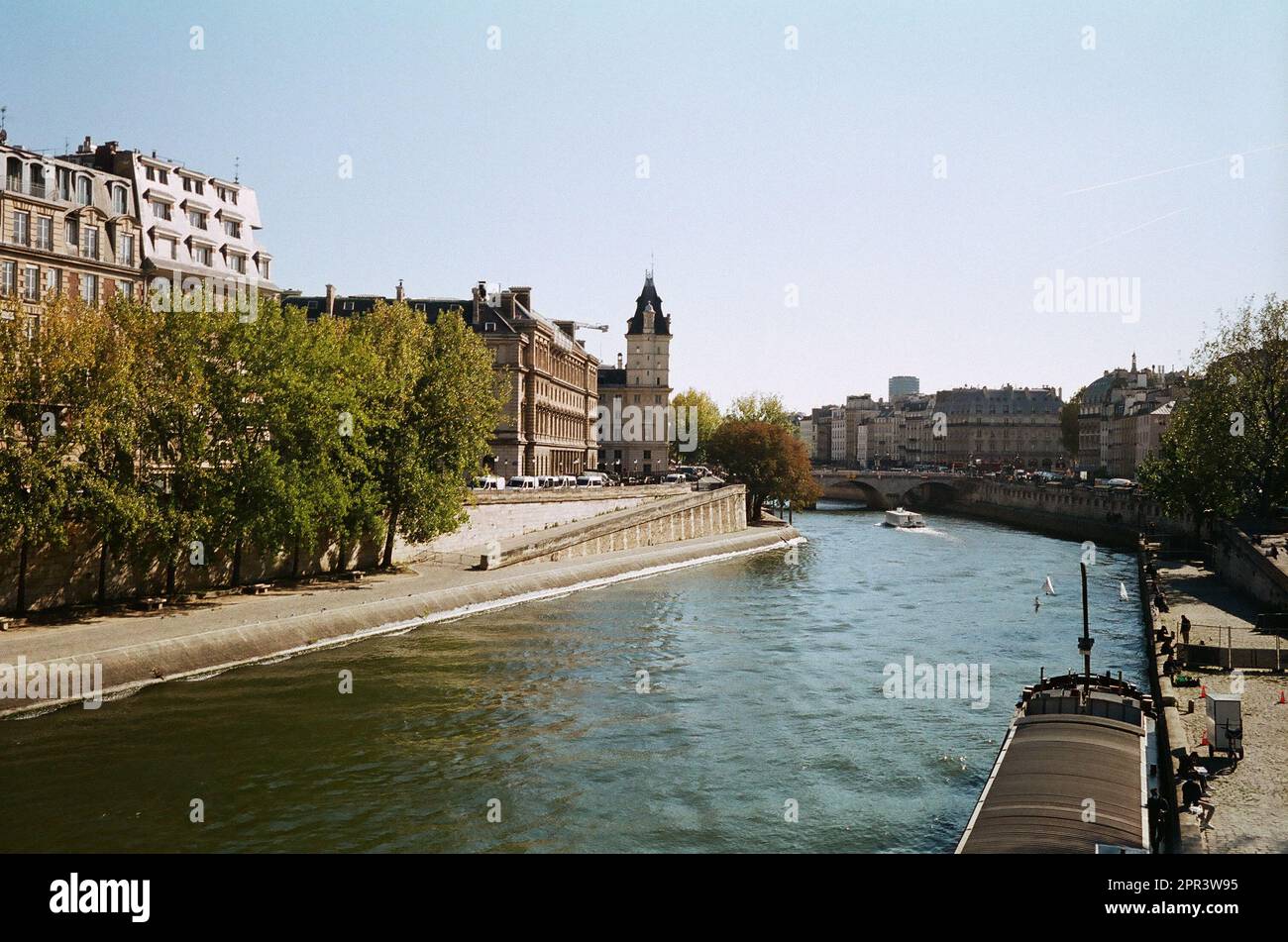 The river and city of Paris Stock Photo - Alamy