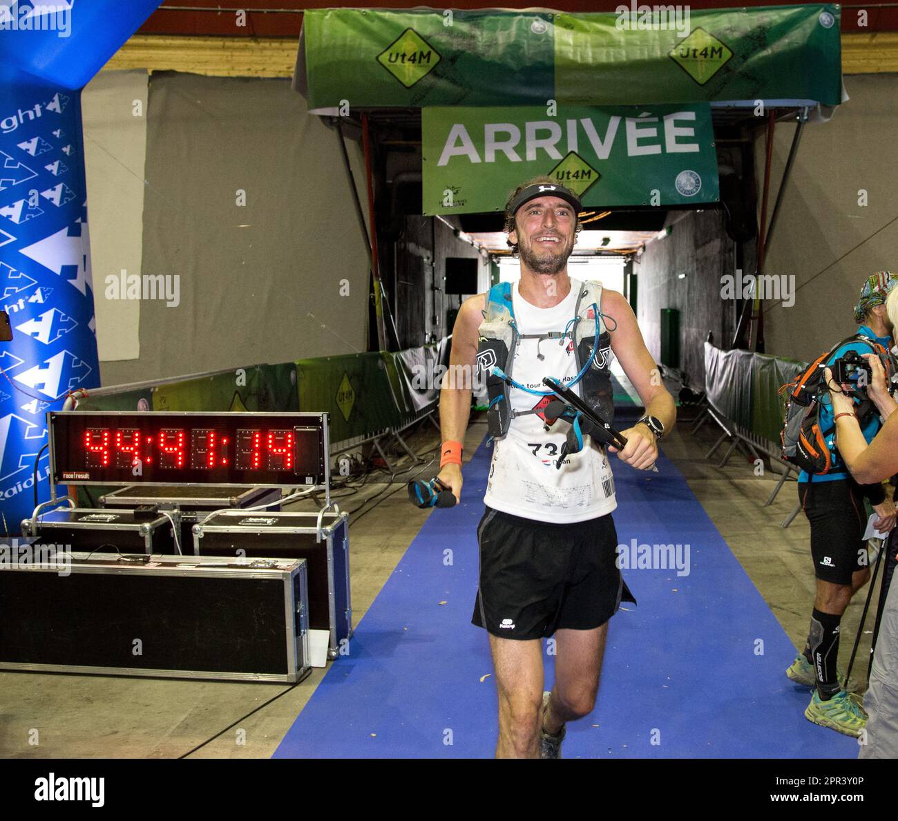 Ultra tour 4 des massifs. Trail running marathon UT4M. Race through the ...