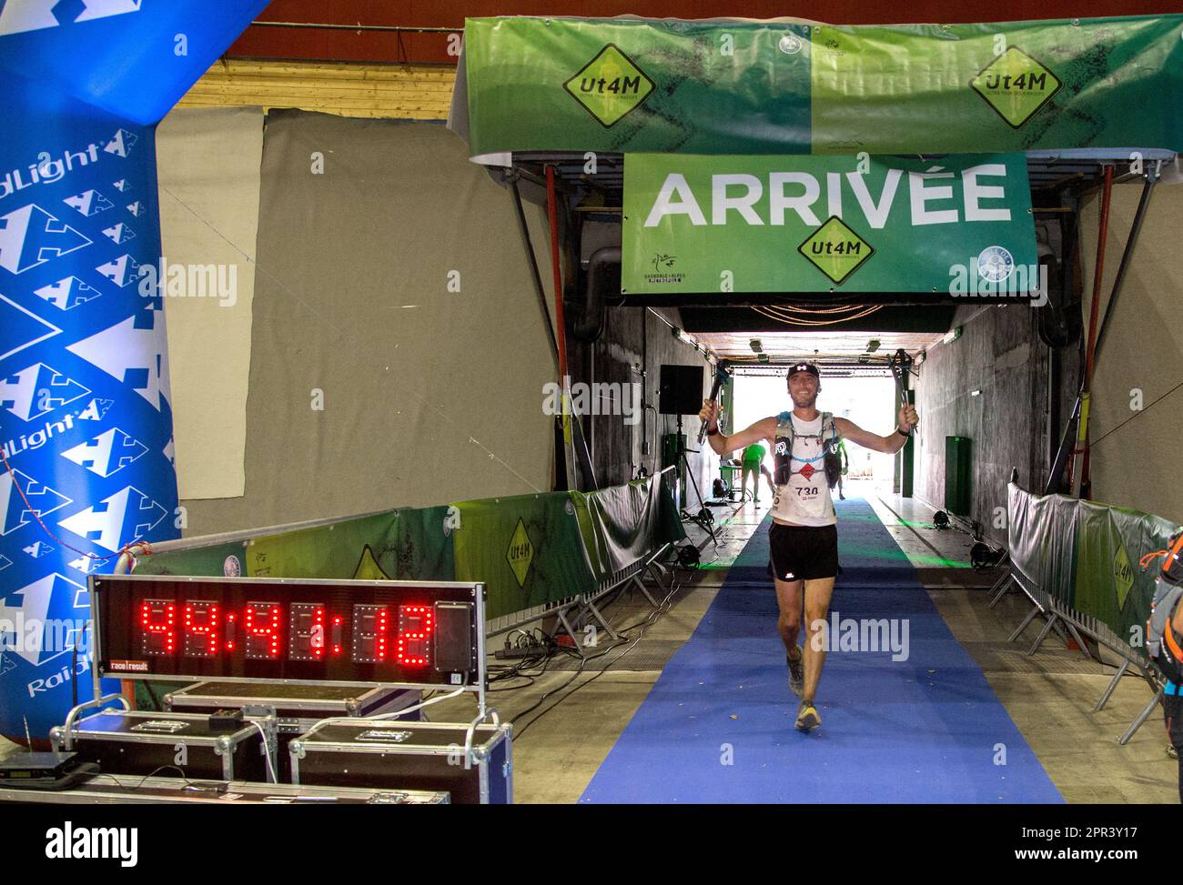 Ultra tour 4 des massifs. Trail running marathon UT4M. Race through the ...