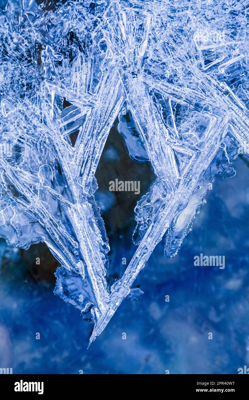 Needle crystals hi-res stock photography and images - Alamy