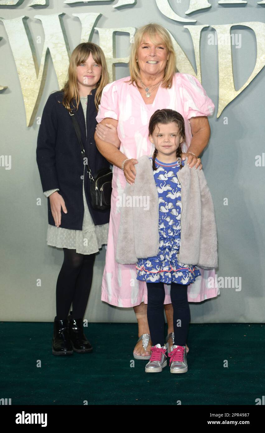 Photo Must Be Credited ©Alpha Press 078237 20/04/2023 Linda Robson and ...